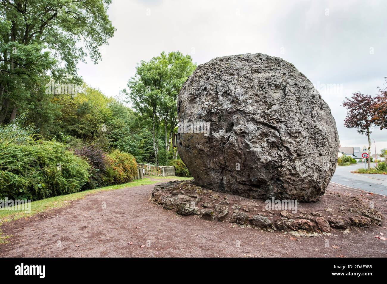 Lava balls hi-res stock photography and images - Alamy