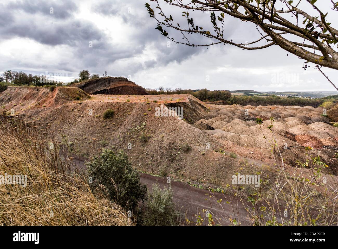 Lava pit hi-res stock photography and images - Alamy