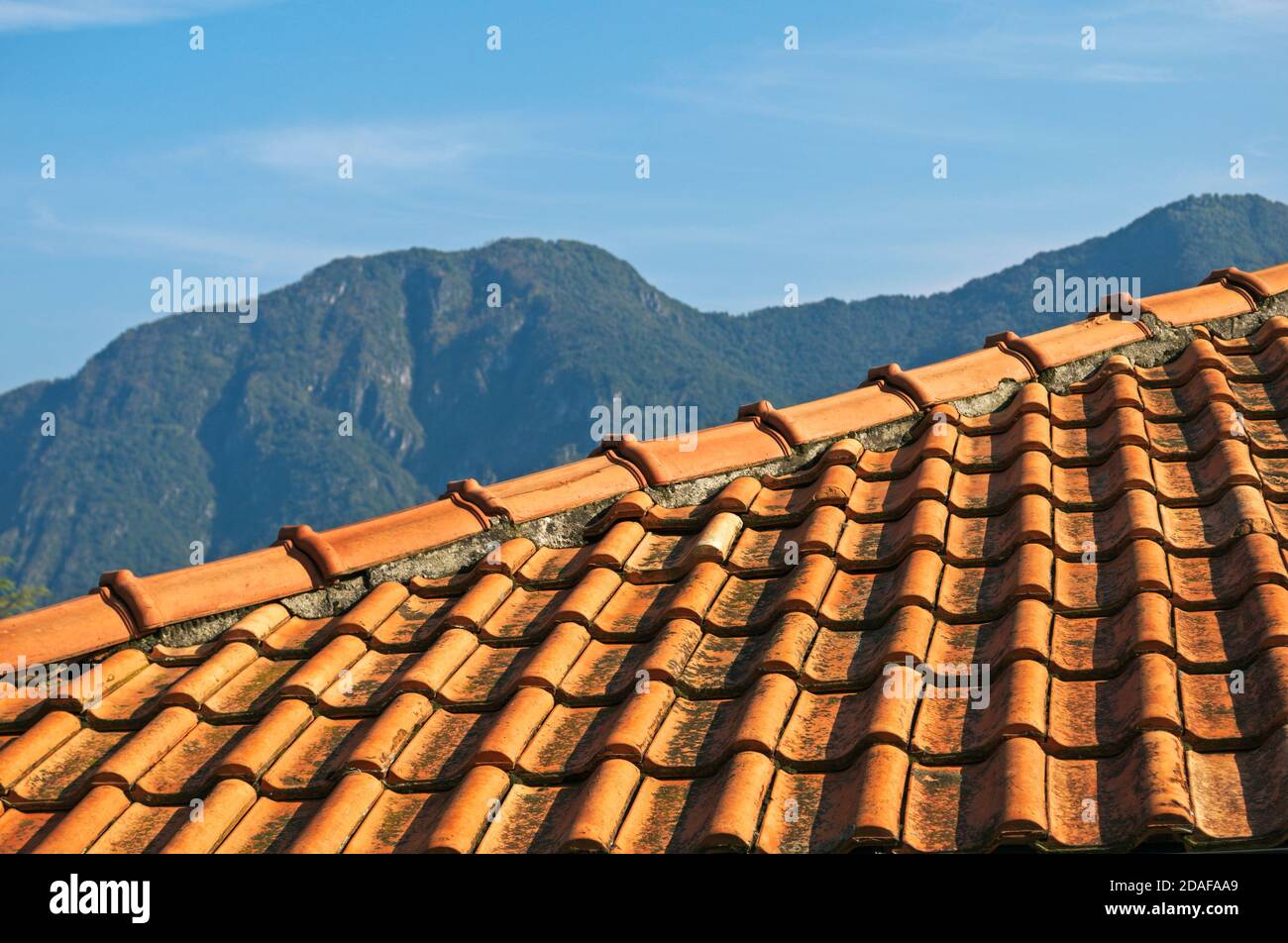 Terracotta tiles roof mountains hi-res stock photography and images - Alamy