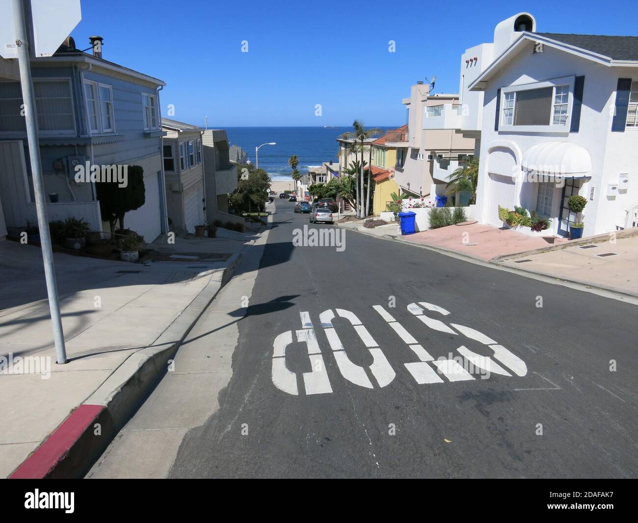 Street scene - Manhattan Beach,, USA Stock Photo - Alamy