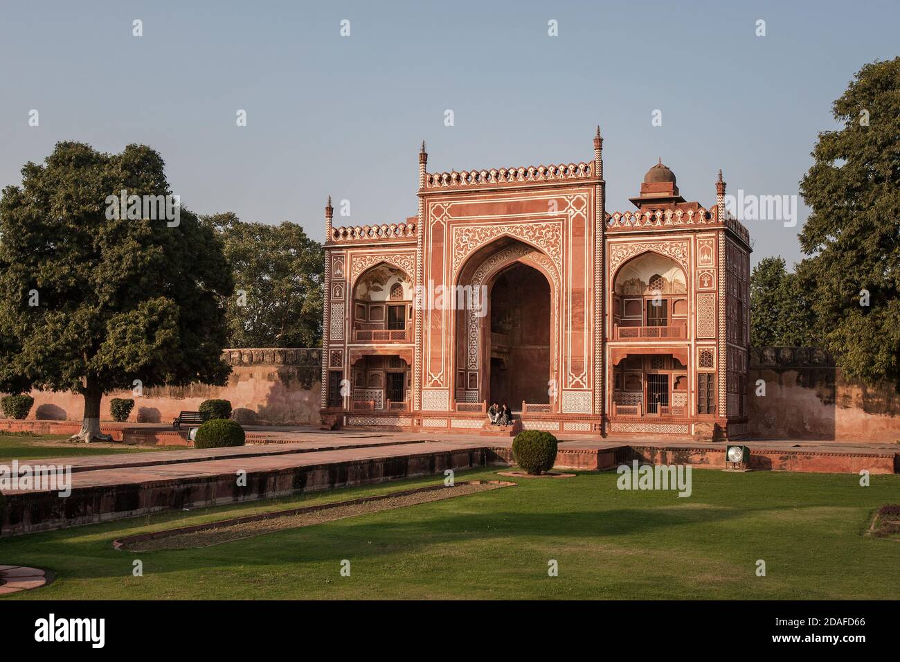 Sha jahan mumtaz mahal hi-res stock photography and images - Alamy