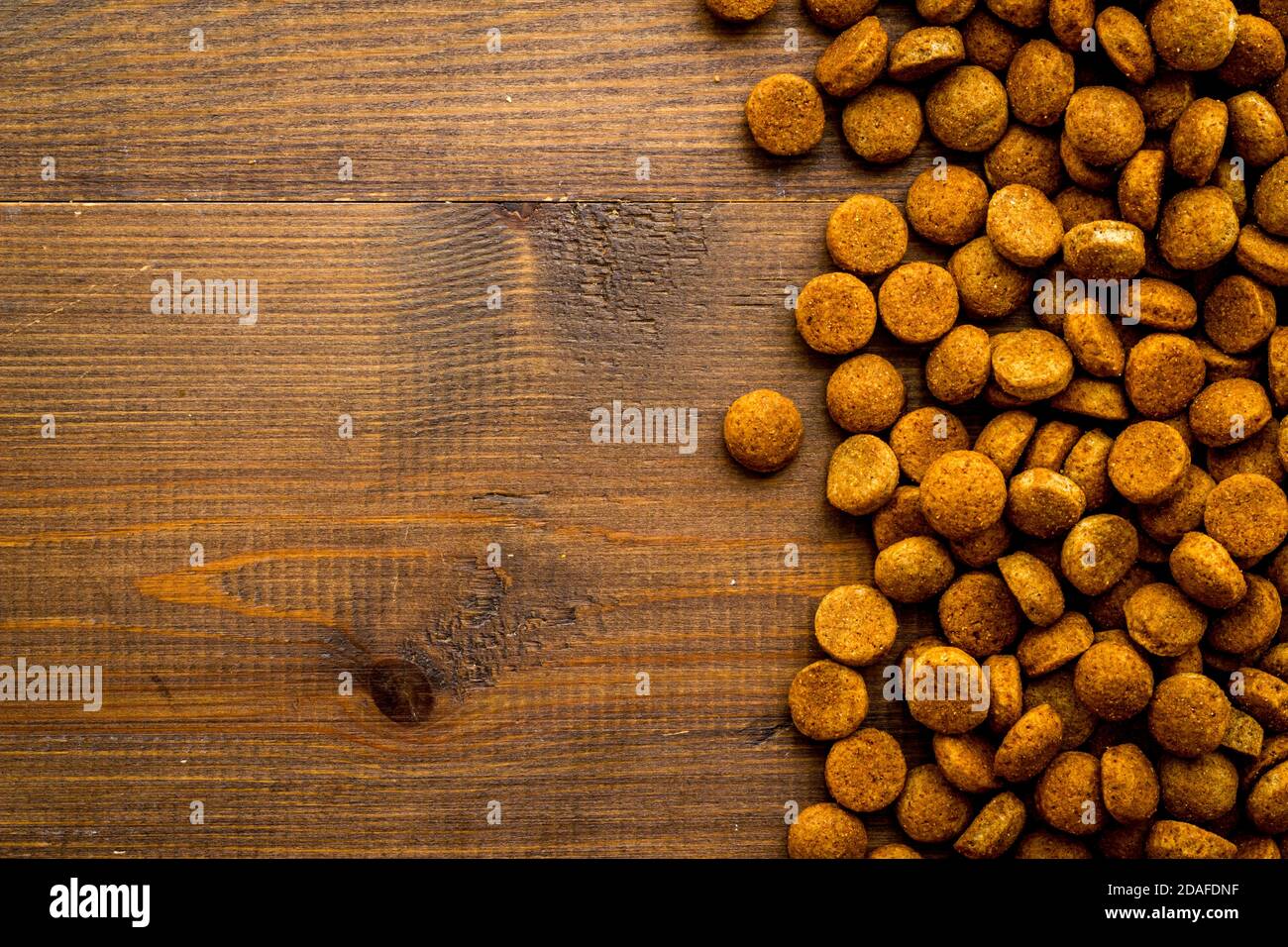 Dog pet food background. Top, overhead view Stock Photo - Alamy