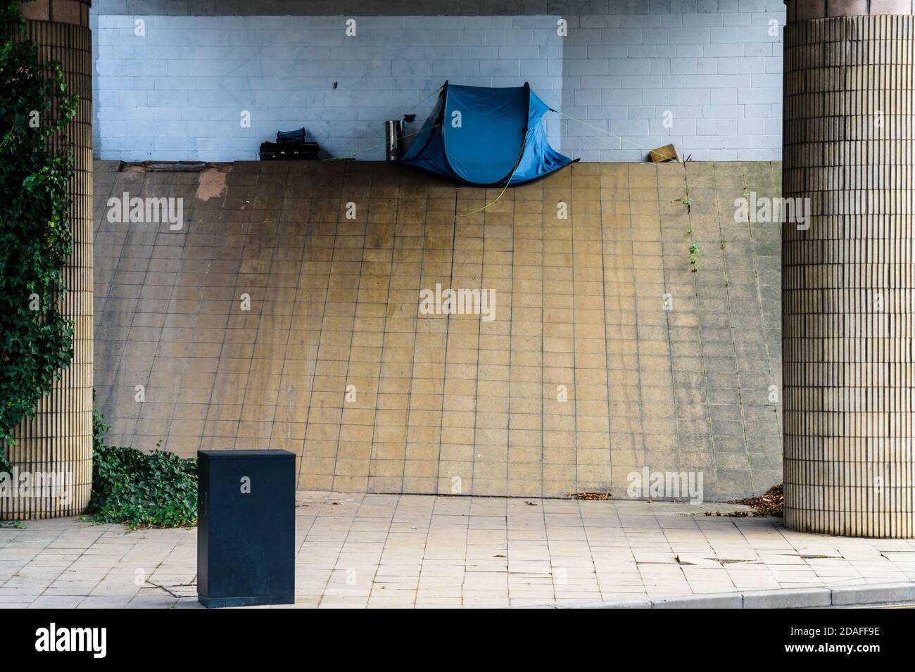Bed homeless under bridge hi-res stock photography and images - Alamy