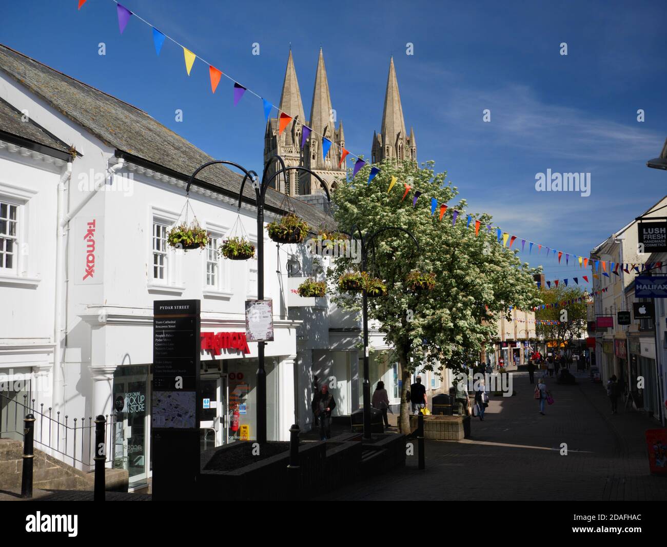 Truro street hi-res stock photography and images - Alamy