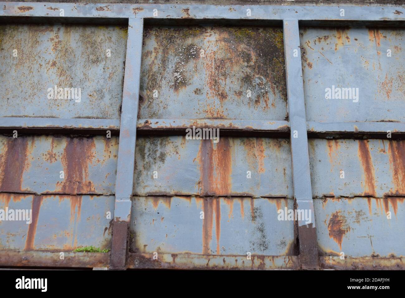 rusty old gate Stock Photo - Alamy