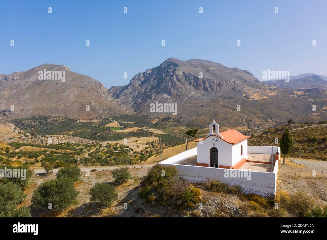 Small greek orthodox church hi-res stock photography and images - Alamy