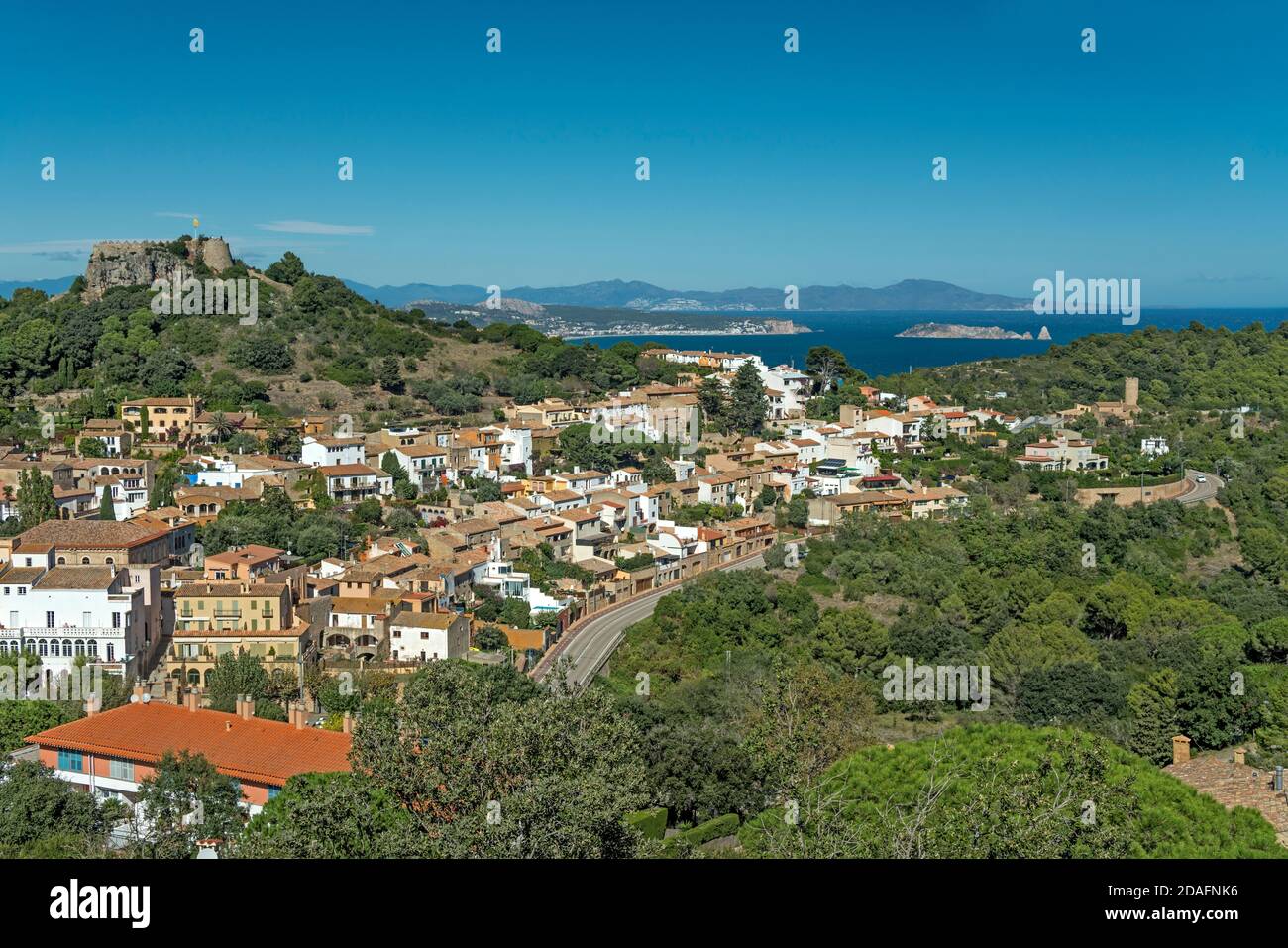 CASTLE RUINS OLD TOWN BEGUR COSTA BRAVA CATALONIA SPAIN Stock Photo - Alamy