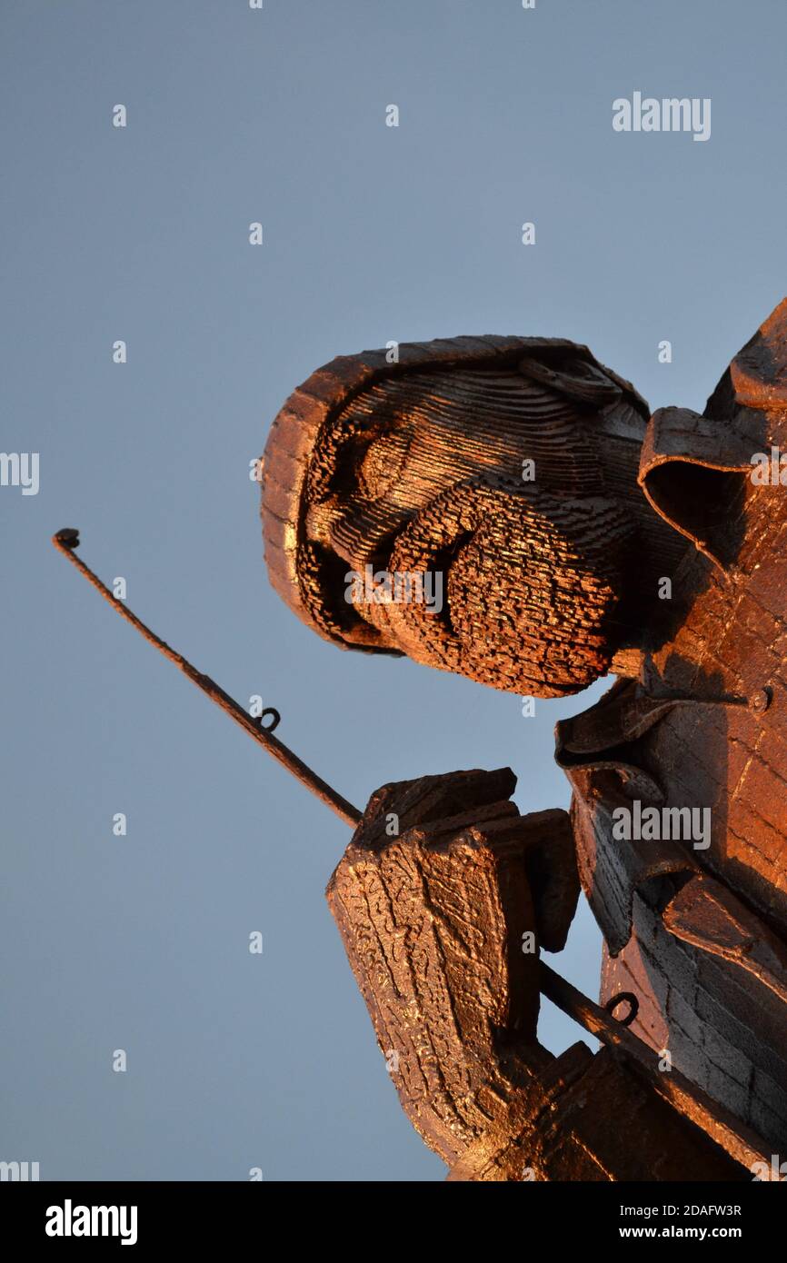 Filey Fisherman Statue, Close Up Of Head - High Tide In Short Wellies ...