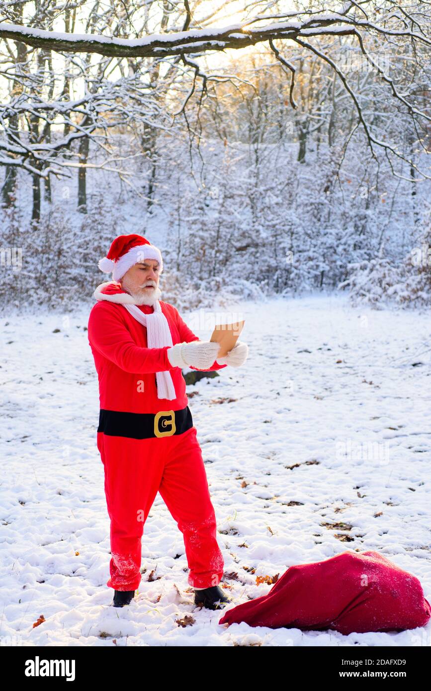Santa read hi-res stock photography and images - Alamy