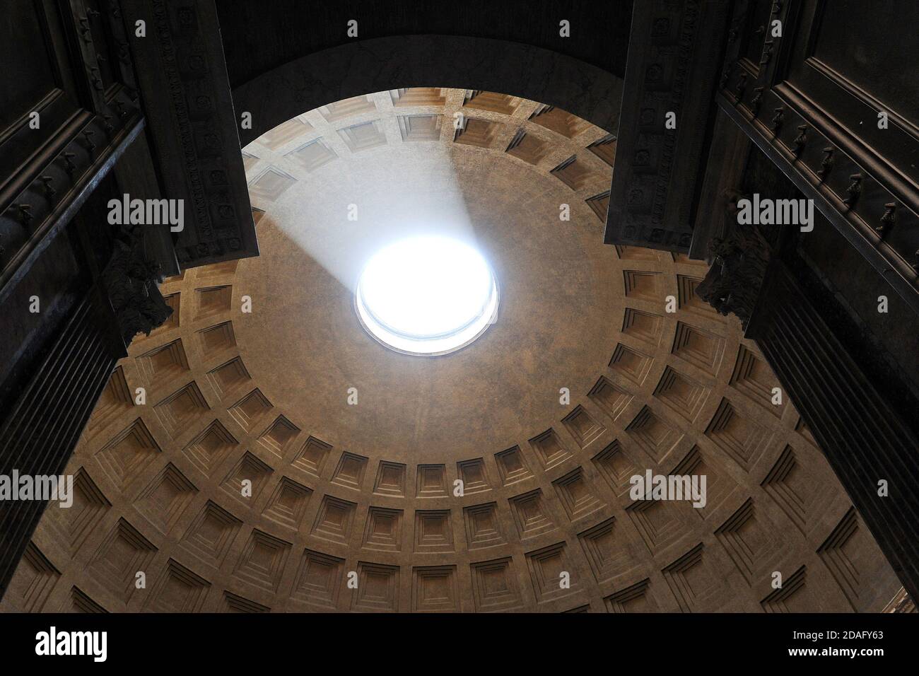 Rome pantheon aerial hi-res stock photography and images - Alamy