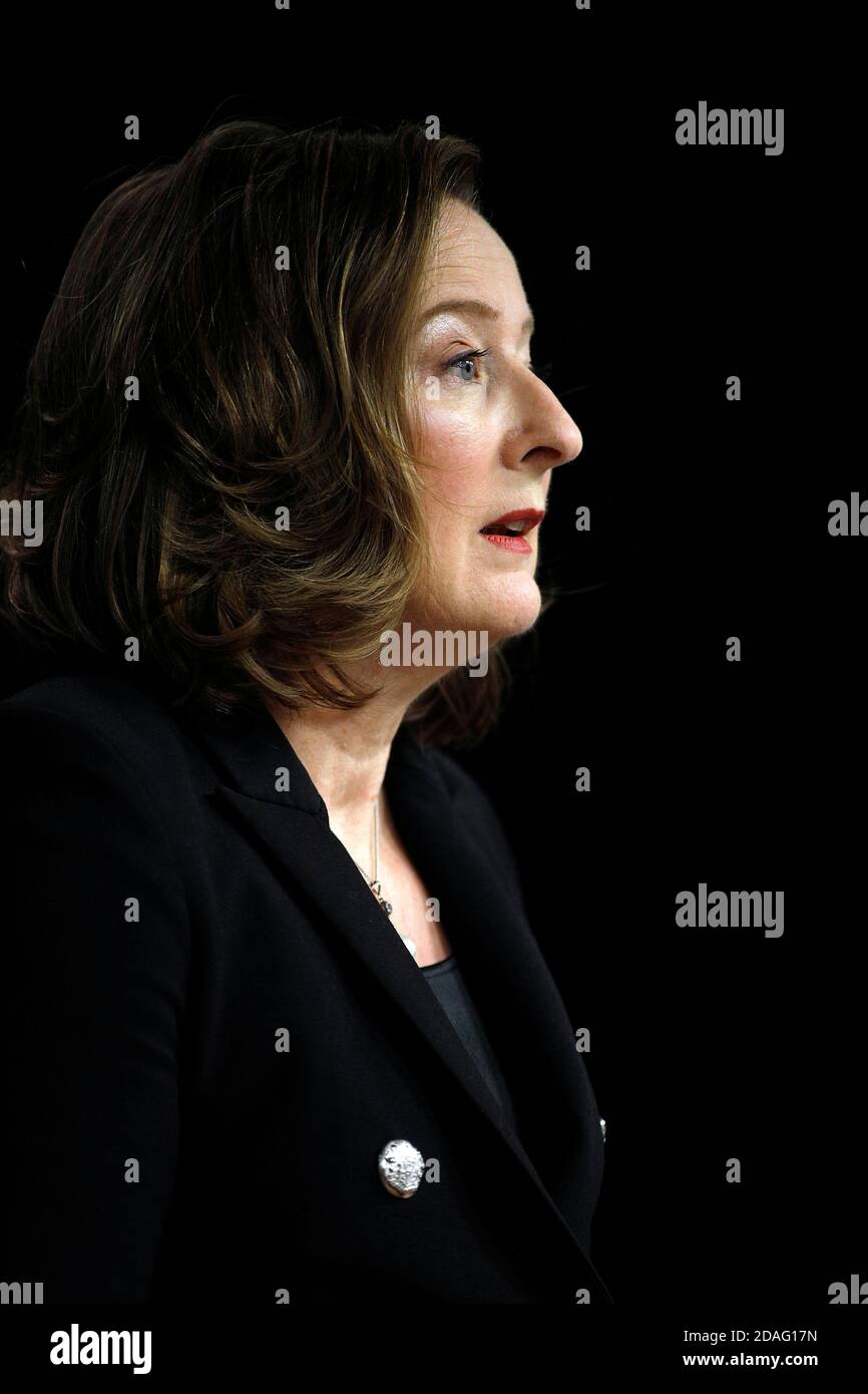 Carolyn banks hi-res stock photography and images - Alamy