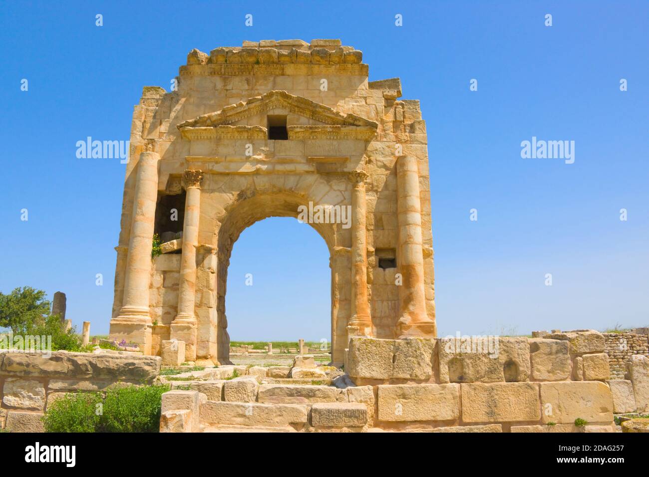 Roman ruins, Maktar, Tunisia Stock Photo - Alamy