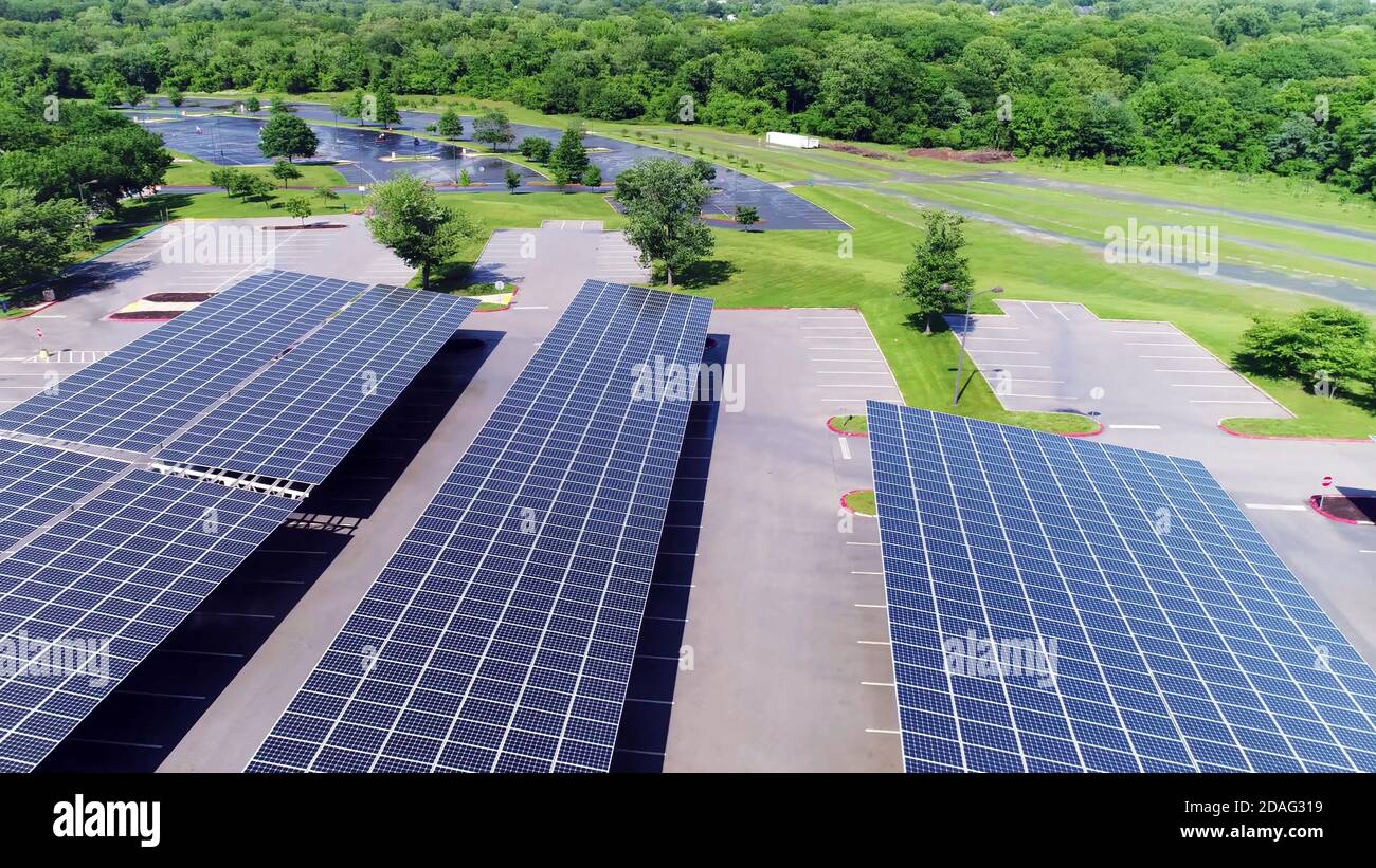 Solar panel parking lot hi-res stock photography and images - Alamy