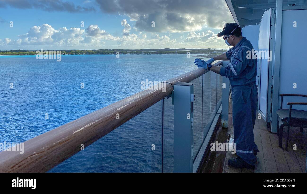 Half Moon Cay/Bahamas-10/31/19: The Holland America Line Zuiderdam ...
