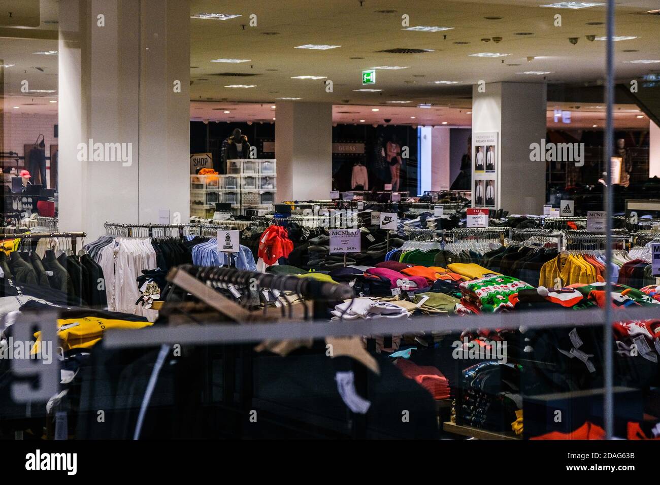 Restrictive clothing hi-res stock photography and images - Alamy