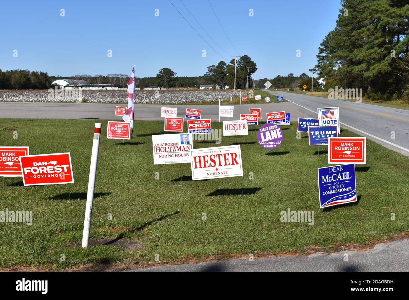 Political signs for the 2020 US Election Stock Photo - Alamy