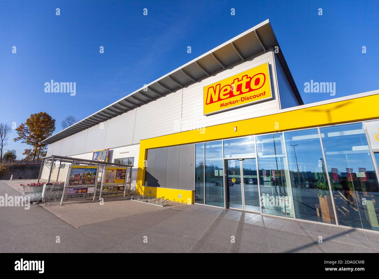 PASSAU / GERMANY - NOVEMBER 8, 2020: Branch logo of Netto. Netto Marken ...