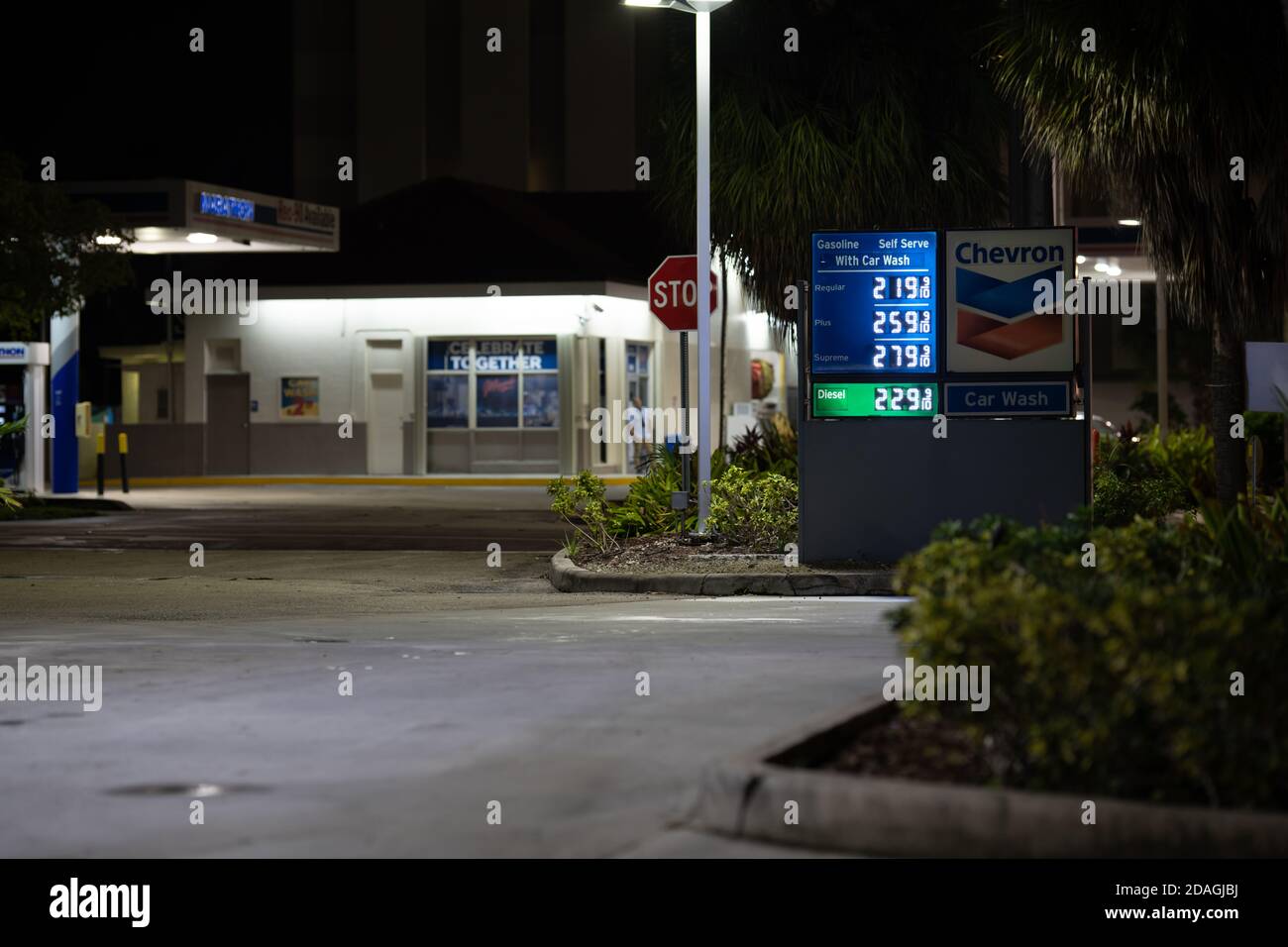 Chevron gas station hi-res stock photography and images - Alamy