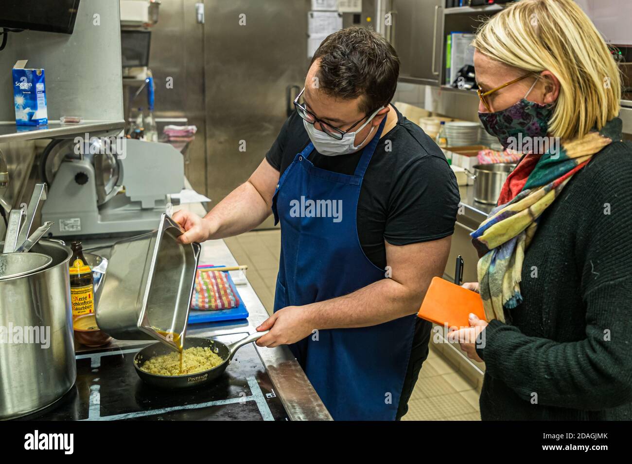 Tunks were served hot and also cold in the Middle Ages. Here the ...