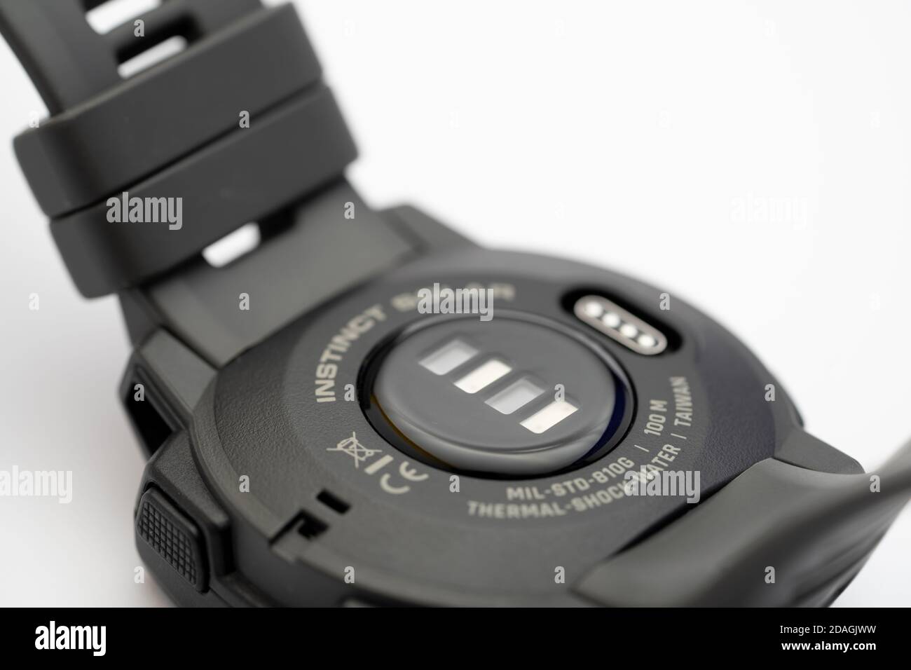 Heart rate receptors on the Garmin Instinct activity gps solar power ...