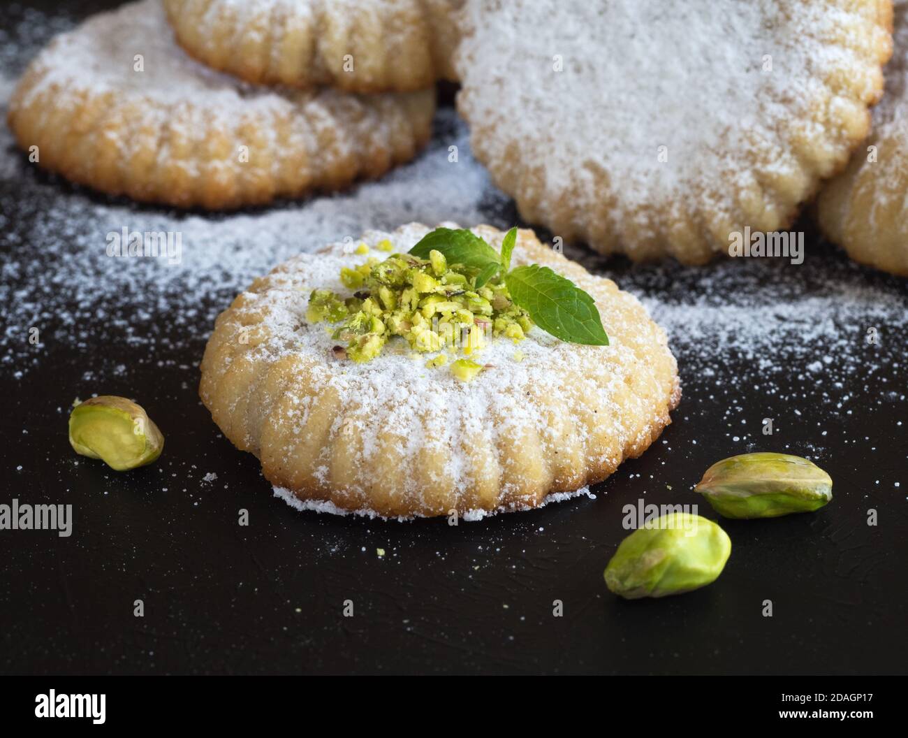 Maamoul hi-res stock photography and images - Alamy