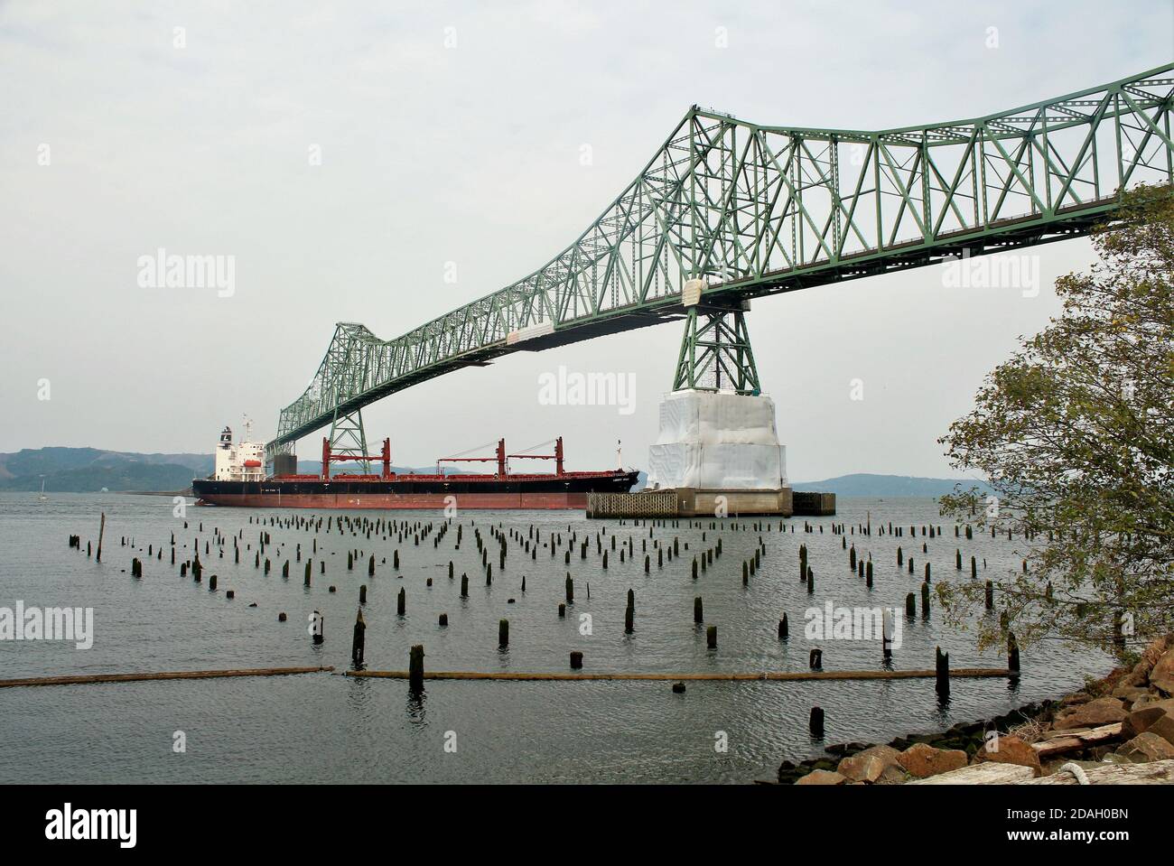 Astoria-Megler Bridge, a steel cantilever through truss bridge spanning ...