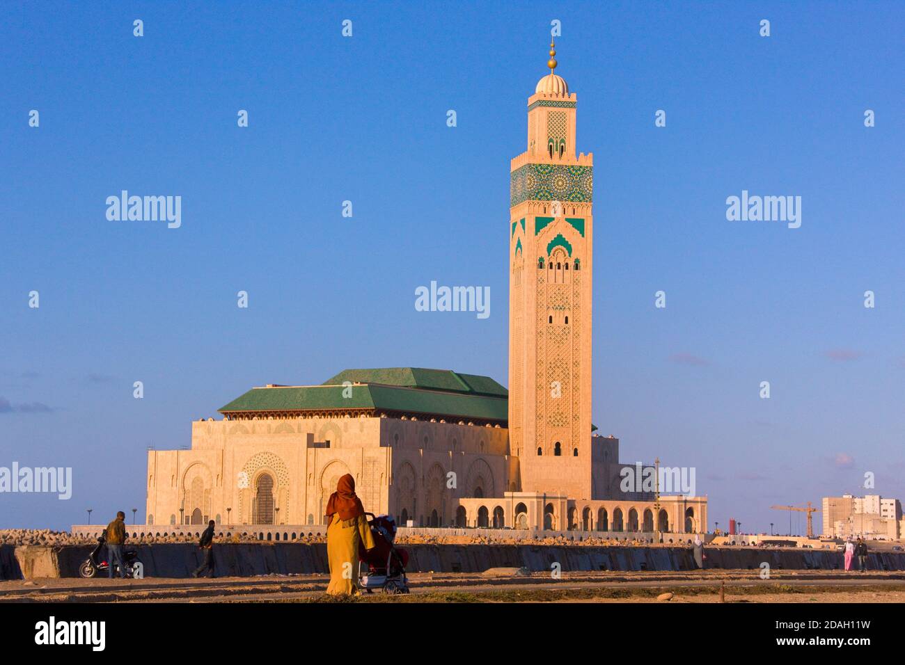 Hassan ii mosque casablanca hi-res stock photography and images - Alamy