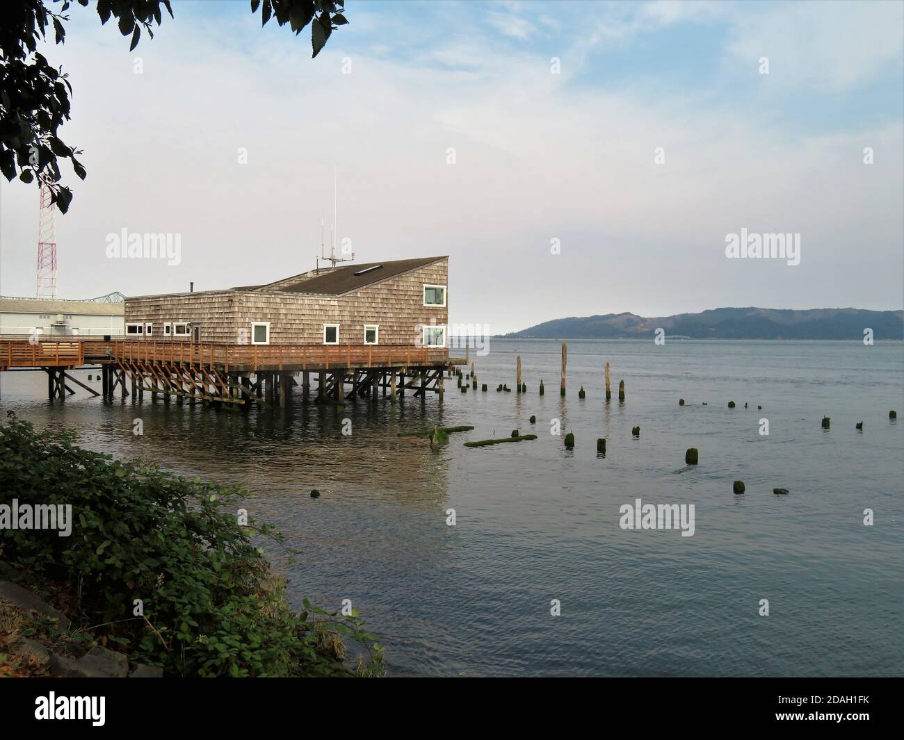 Building on the waterfront of Astoria, oregon Stock Photo - Alamy