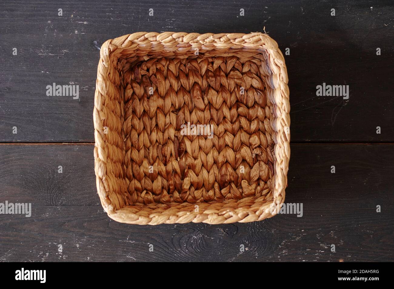 A studio photo of a wicker basket Stock Photo - Alamy