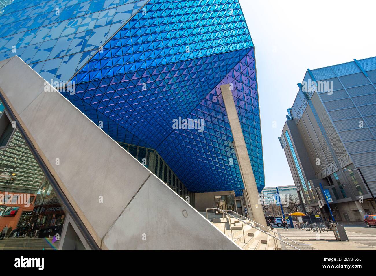 Toronto, Canada-4 April, 2020: Ryerson University buildings in Downtown ...