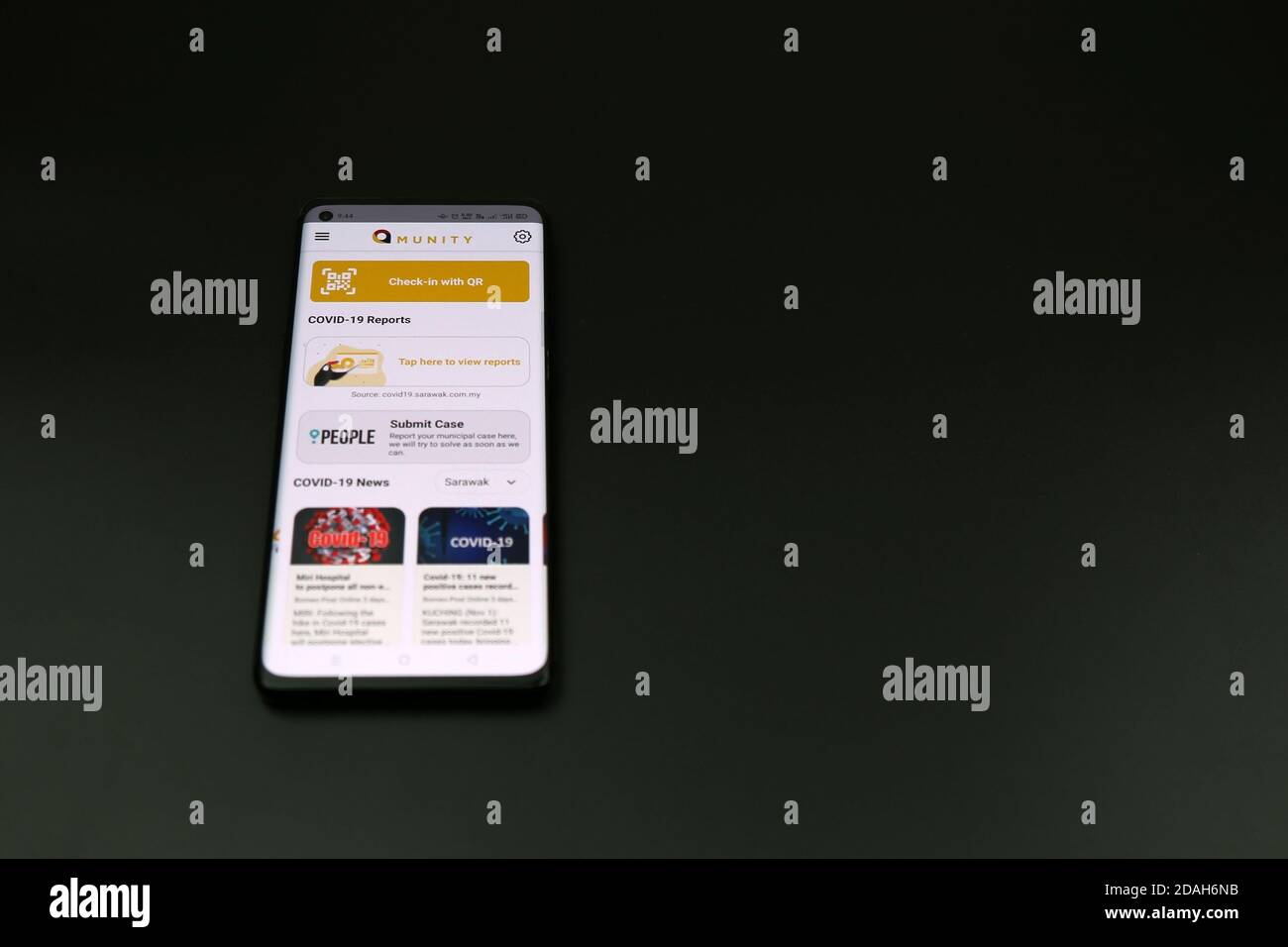 Interface of QMUNITY application. QMUNITY is a people location tracking ...