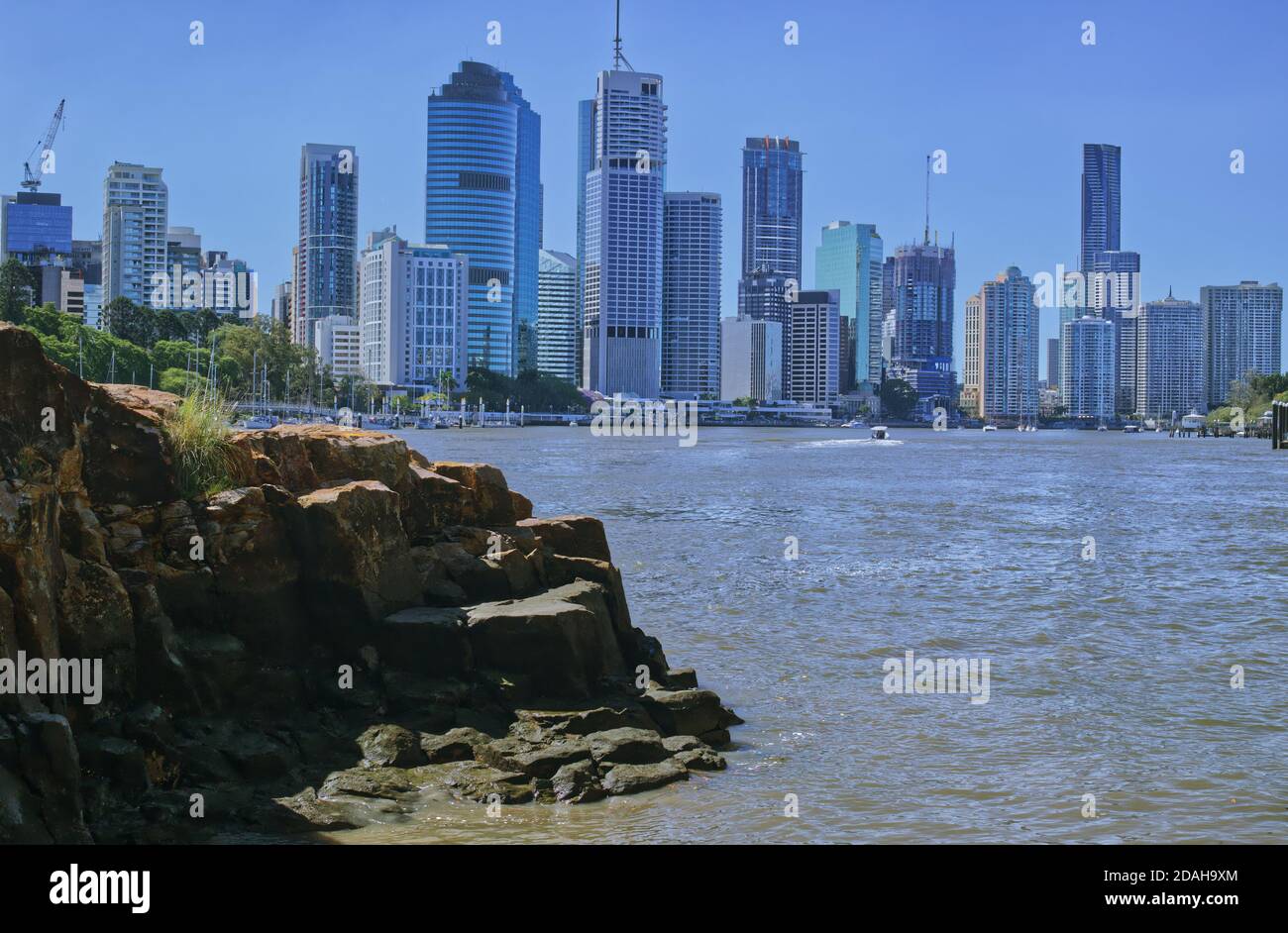 Brisbane river kangaroo point skyline Stock Photo - Alamy