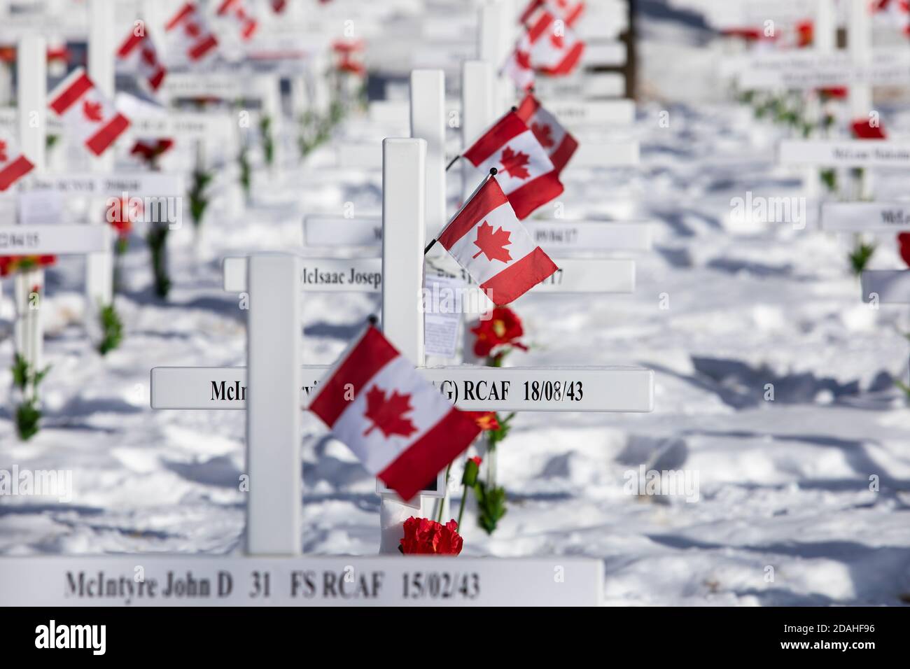 Calgary cemetery hi-res stock photography and images - Alamy