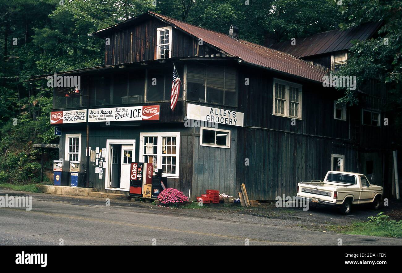 Country store in Georgia on a road trip in Georgia USA Stock Photo - Alamy