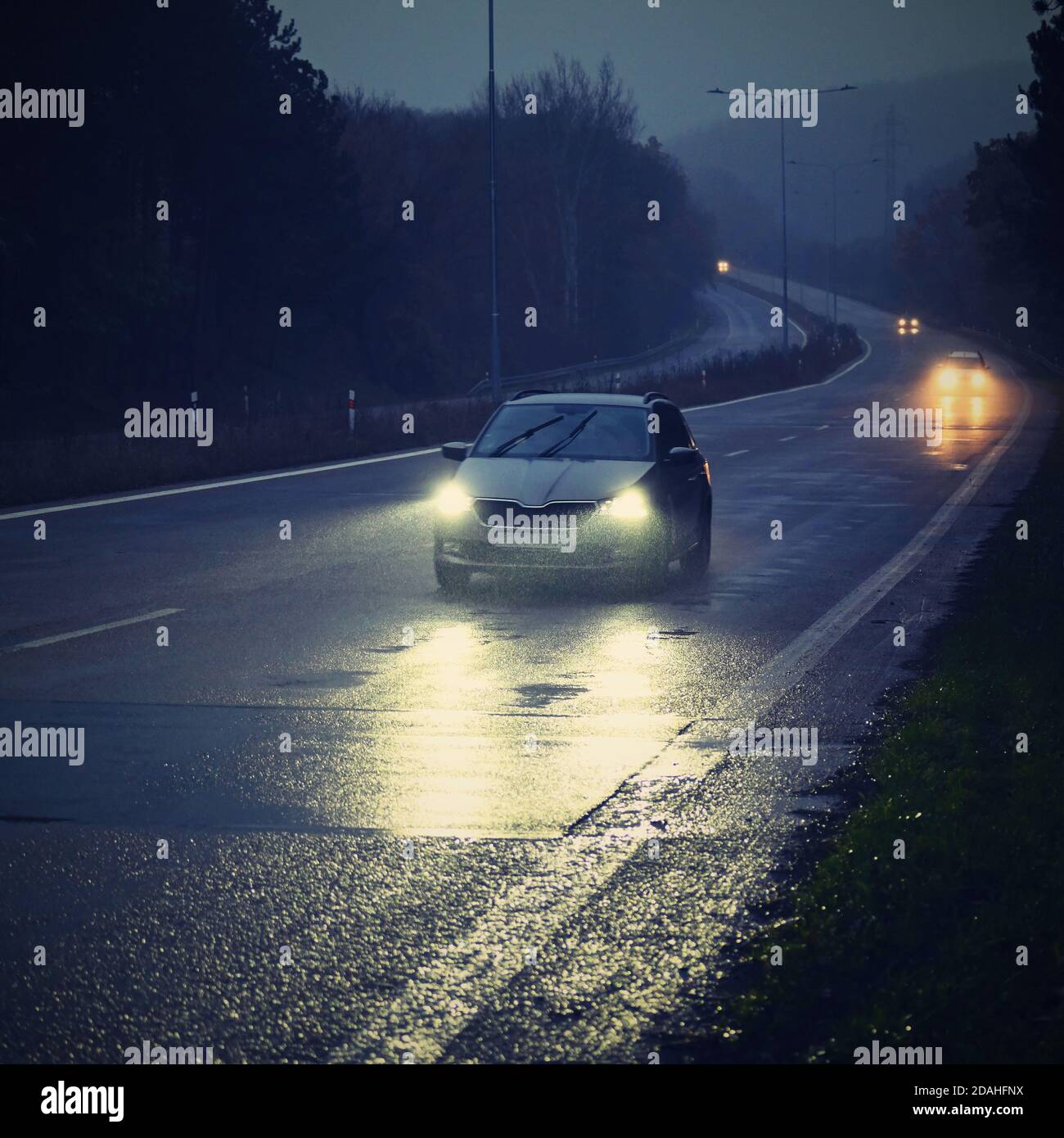 Car fog accident hi-res stock photography and images - Alamy