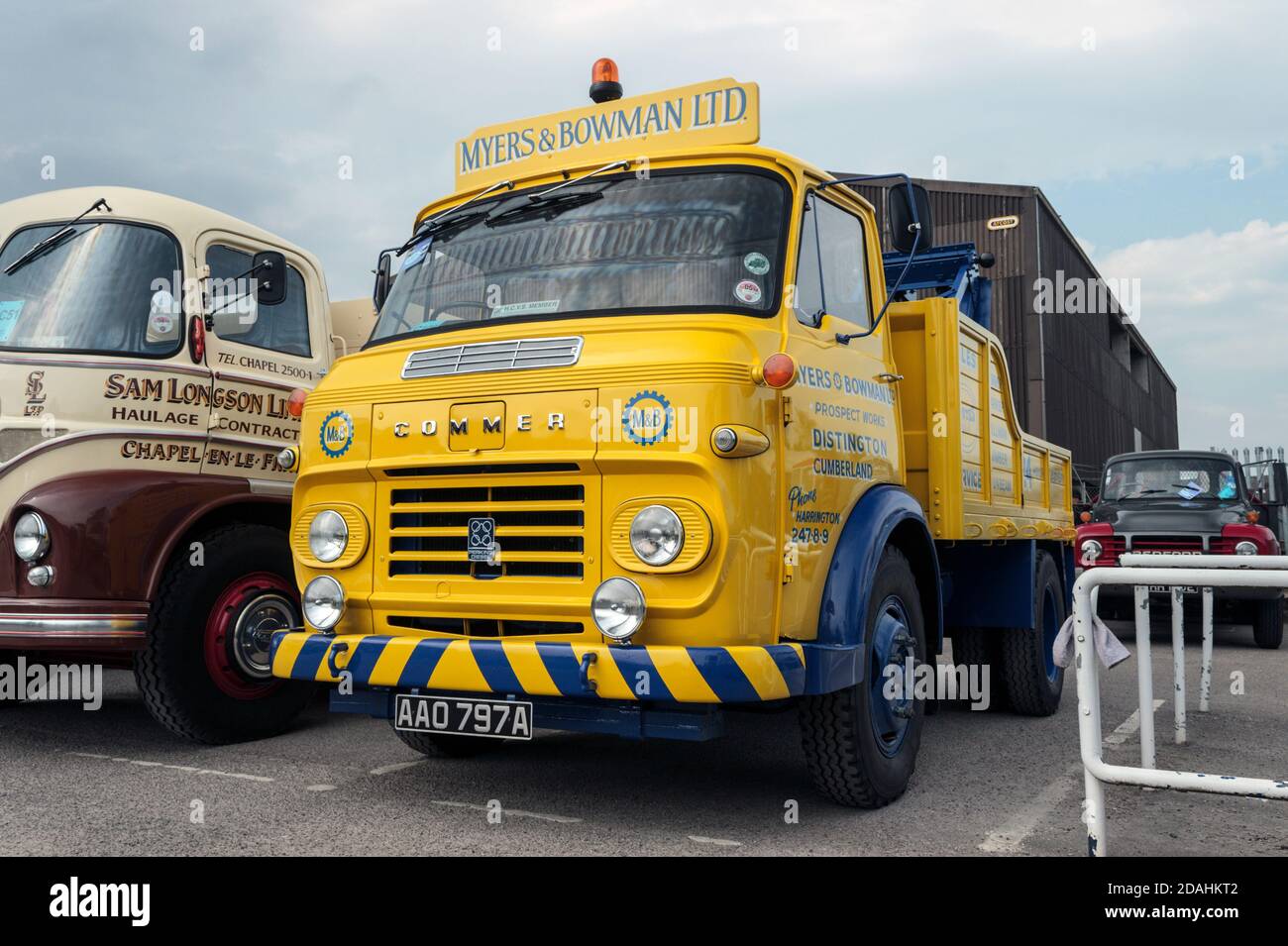 Commer lorry hi-res stock photography and images - Alamy