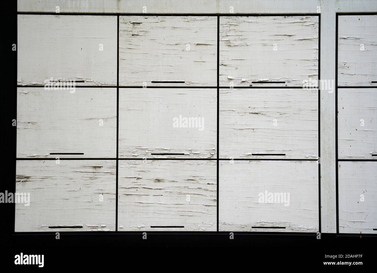 Boxes for wild bees hi-res stock photography and images - Alamy