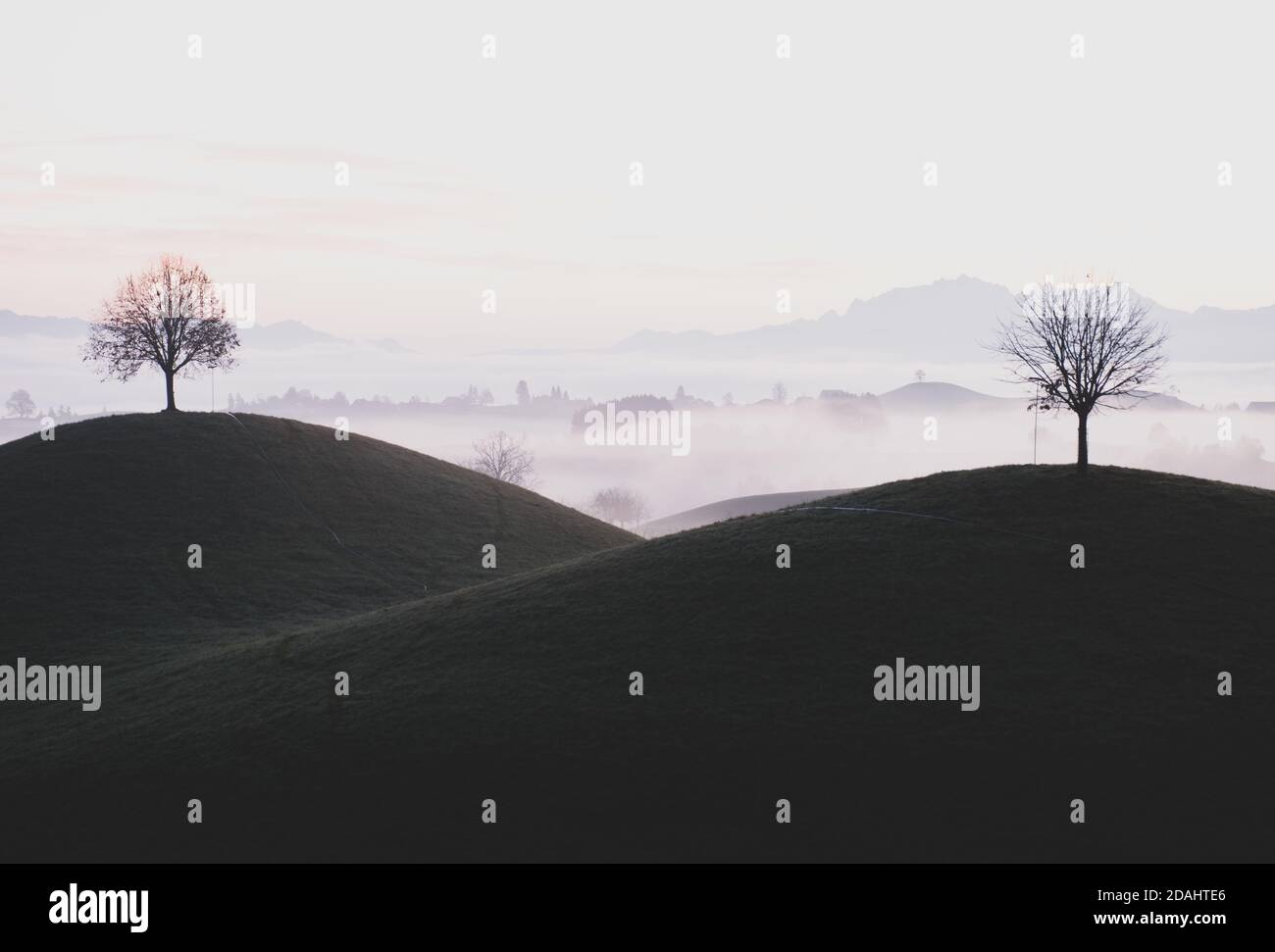 Dawn views hi-res stock photography and images - Alamy