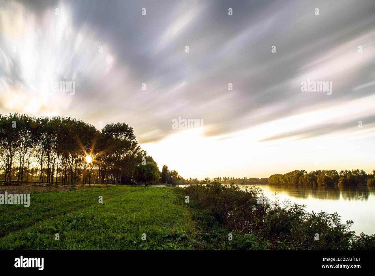 Fiume parma hi-res stock photography and images - Alamy