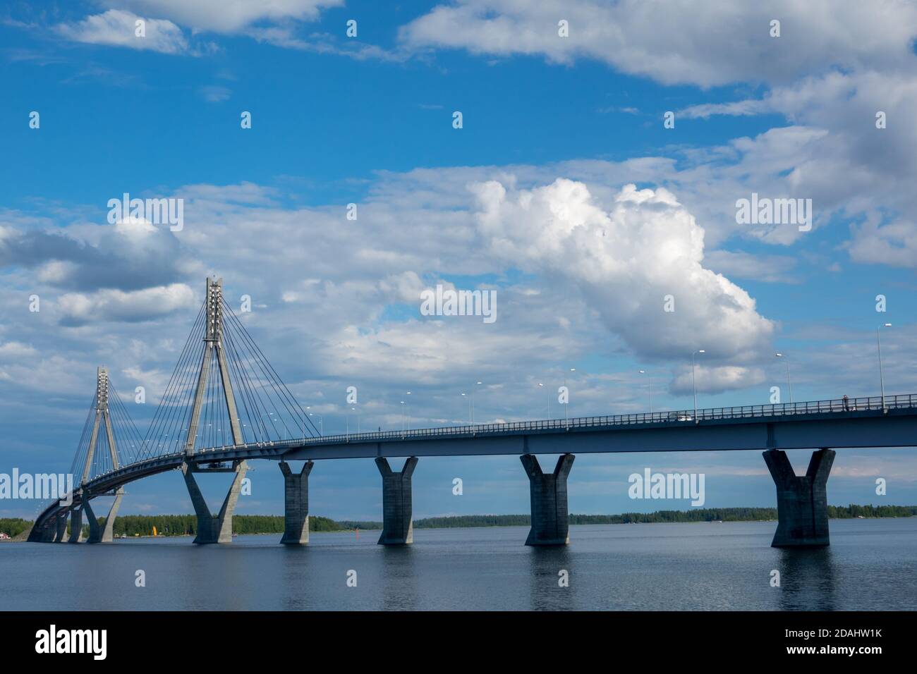 Long bridge called Replot (Finnish: Raippaluoto). It is is a cable ...