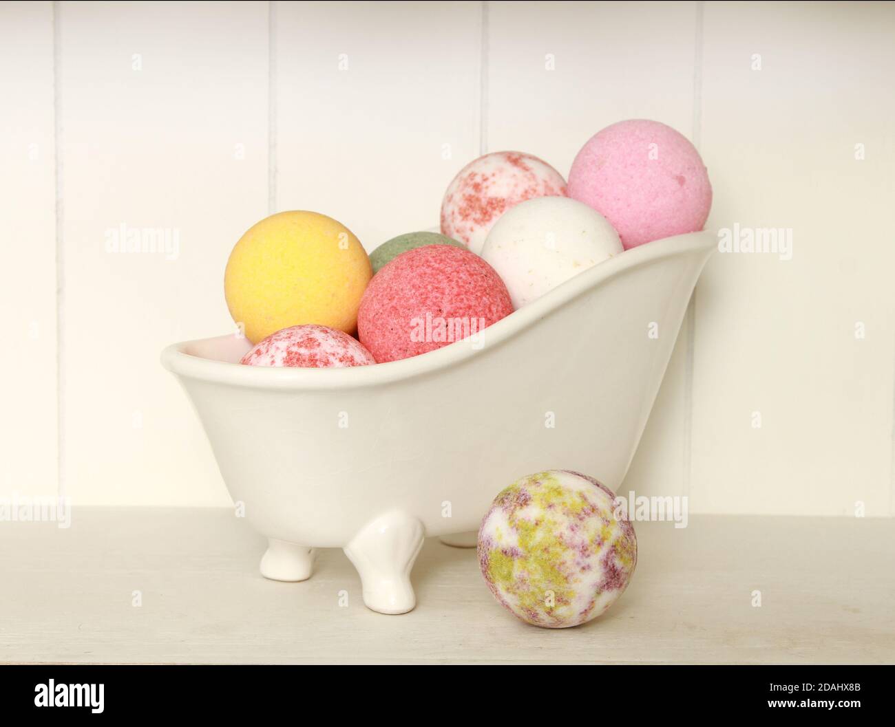 Scented bath bombs hi-res stock photography and images - Alamy