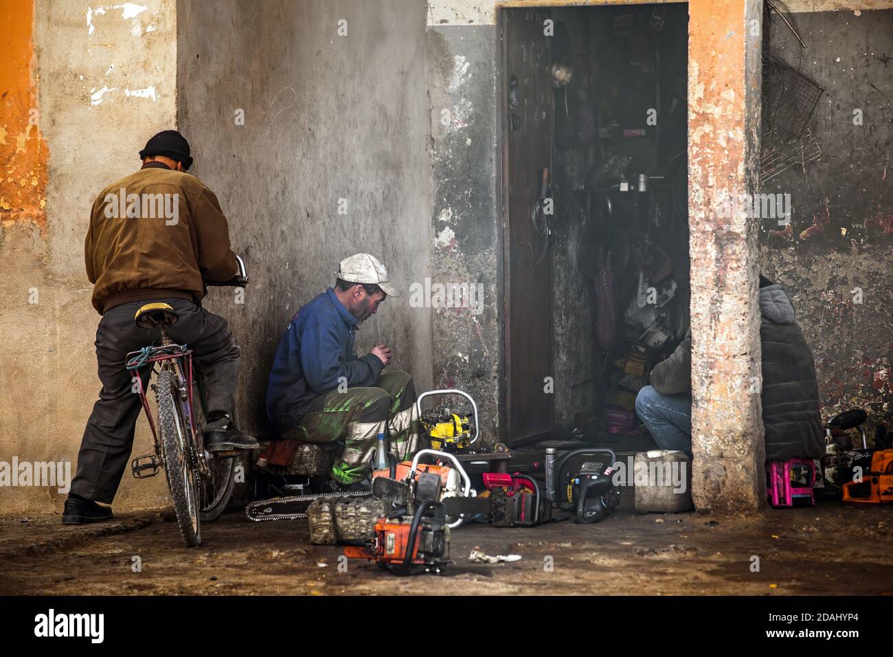 Tinghir, Morocco - 26 DECEMBER 2019: mechanics in a garage in a village ...