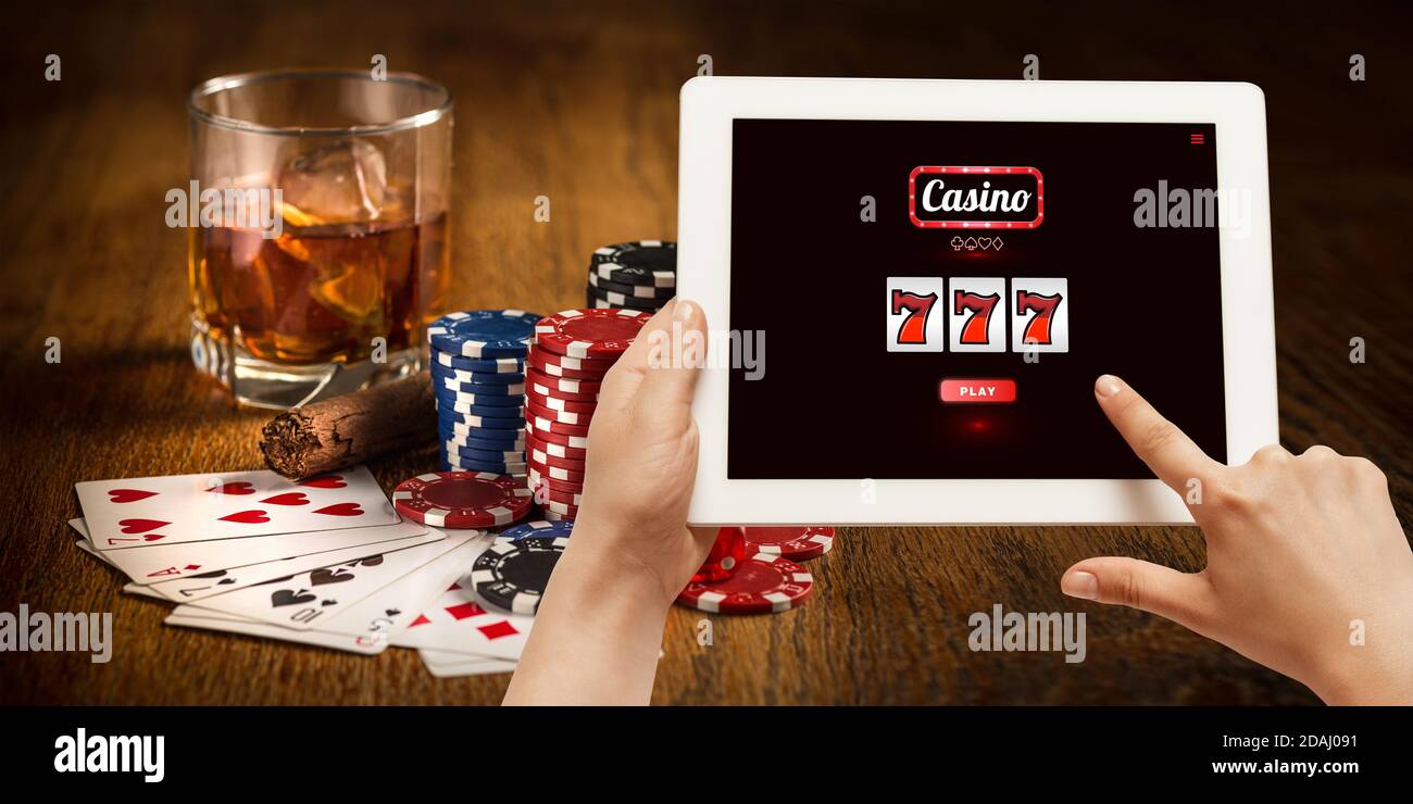 Hand holding fan cards hi-res stock photography and images - Alamy