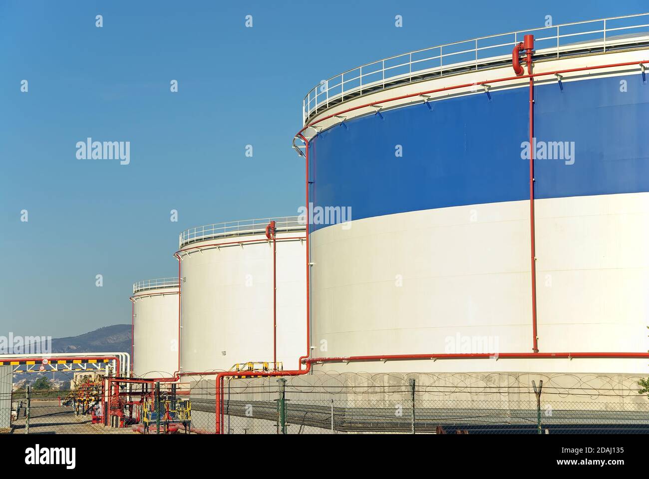 Big tanks hi-res stock photography and images - Alamy