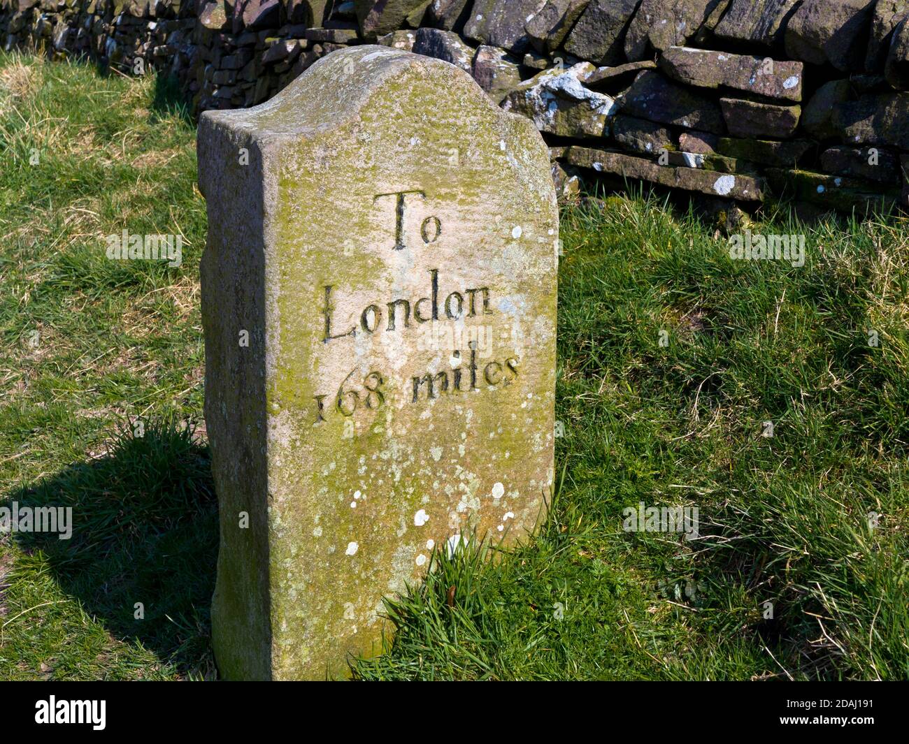 Mile stone hi-res stock photography and images - Alamy