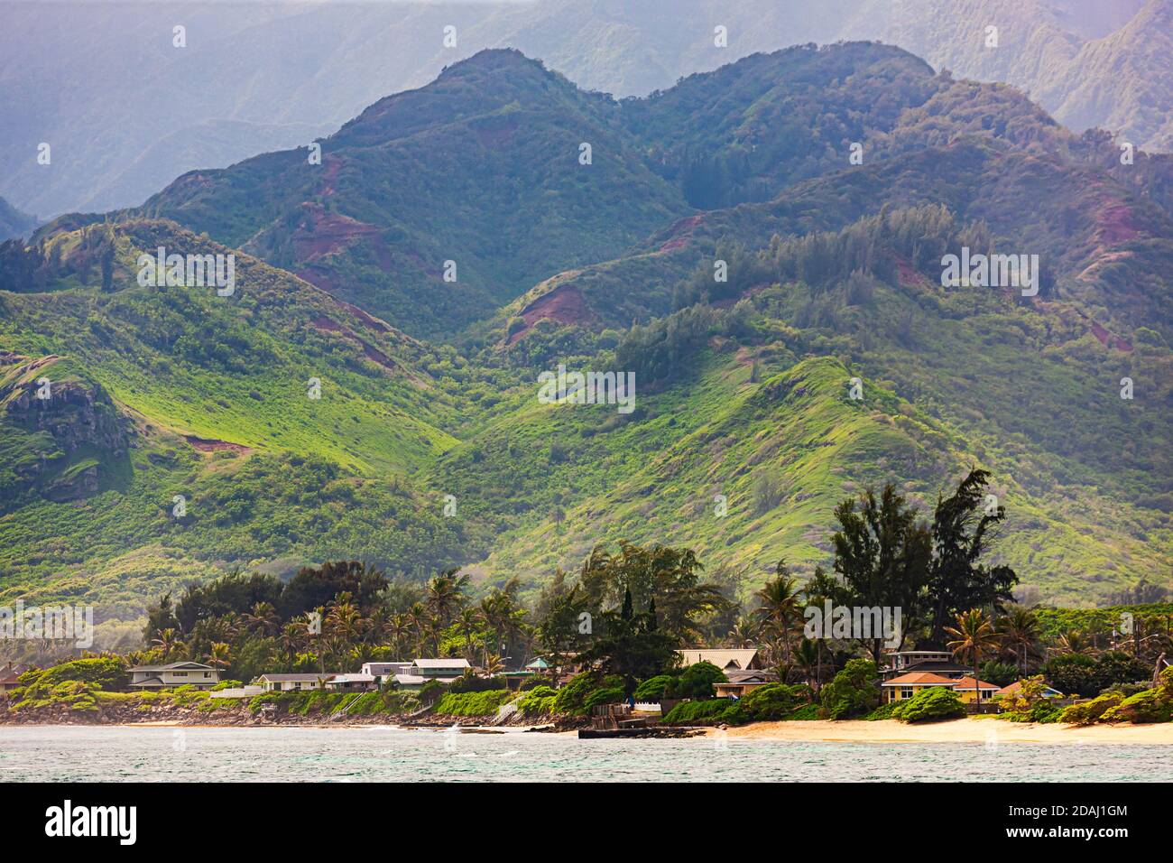 Mountainous coast, east Oahu, Hawaii. Koolau Mountain Range above only ...