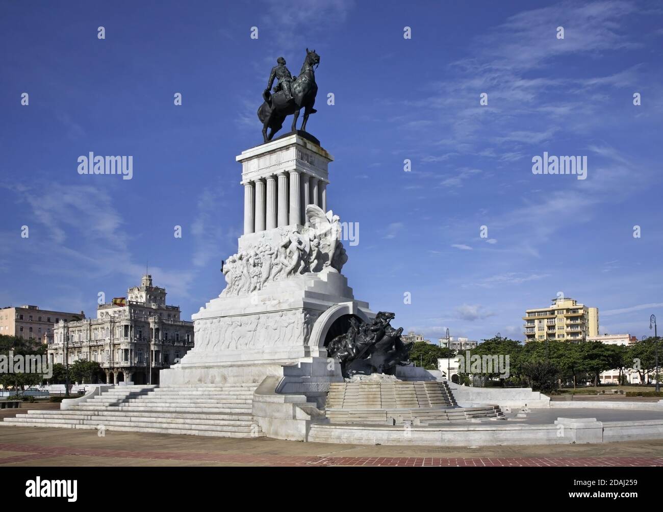 Statue of maximo gomez hi-res stock photography and images - Alamy