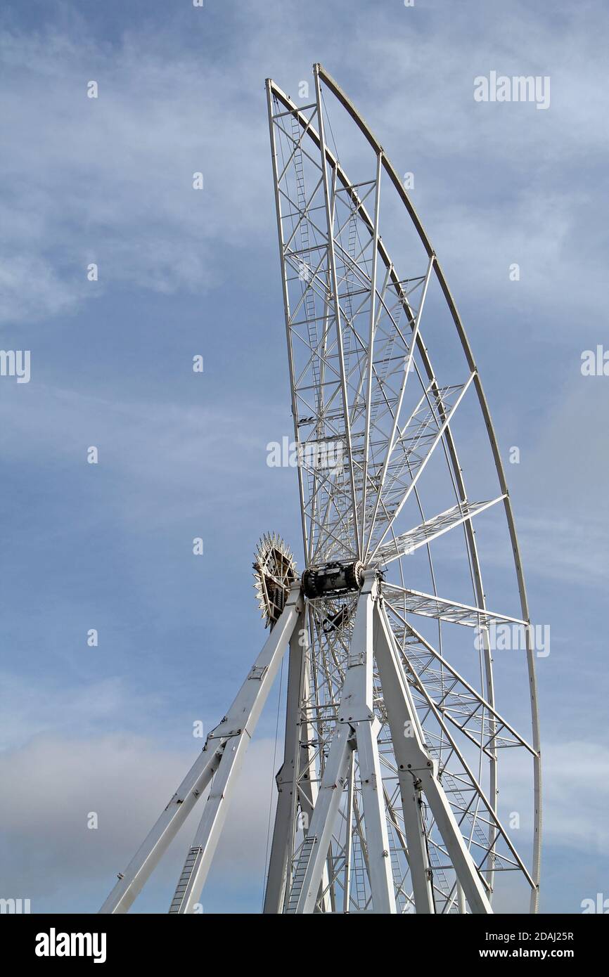 Large big wheel hi-res stock photography and images - Alamy