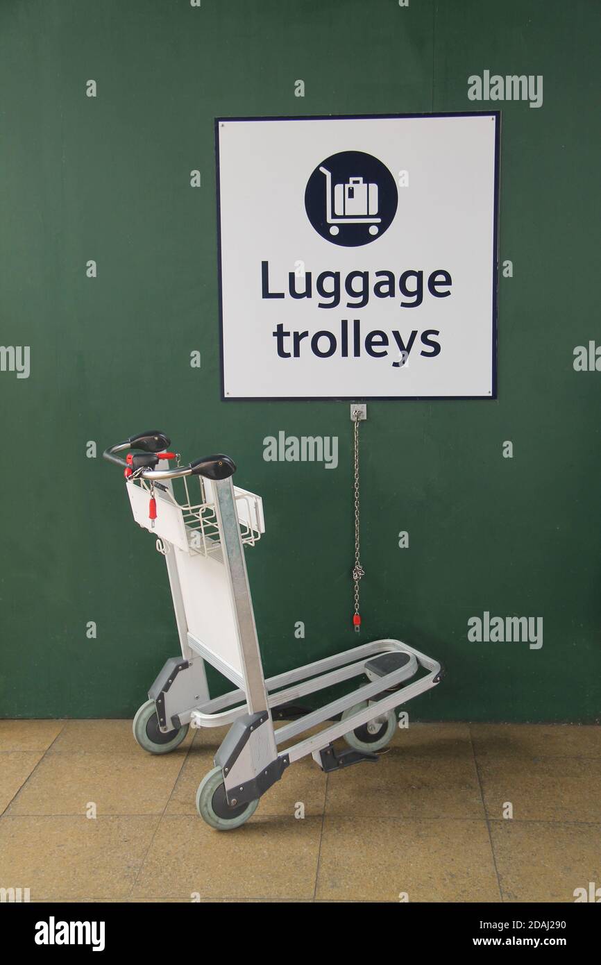Passenger trolleys hi-res stock photography and images - Alamy
