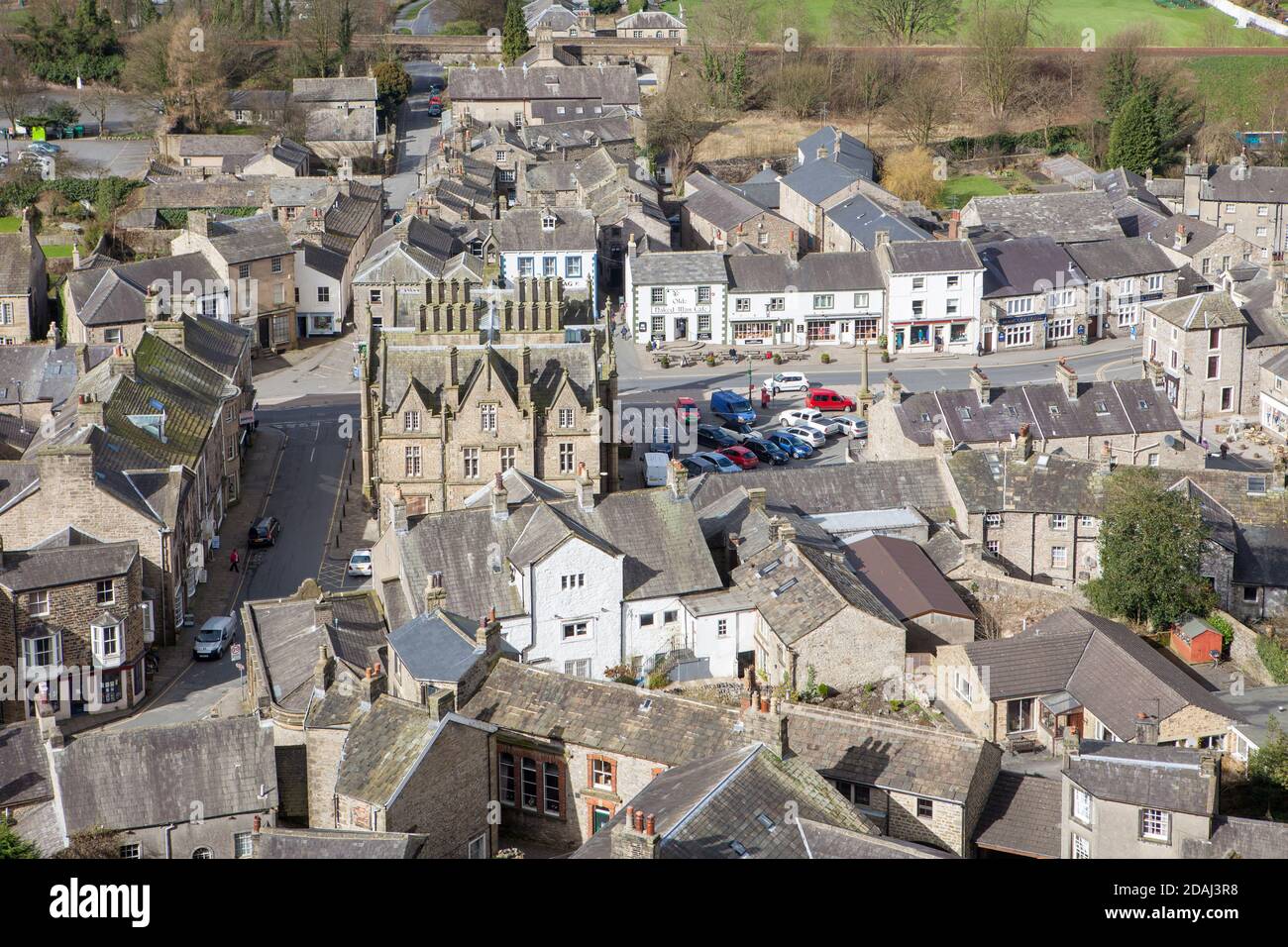 Settle yorkshire town hi-res stock photography and images - Alamy
